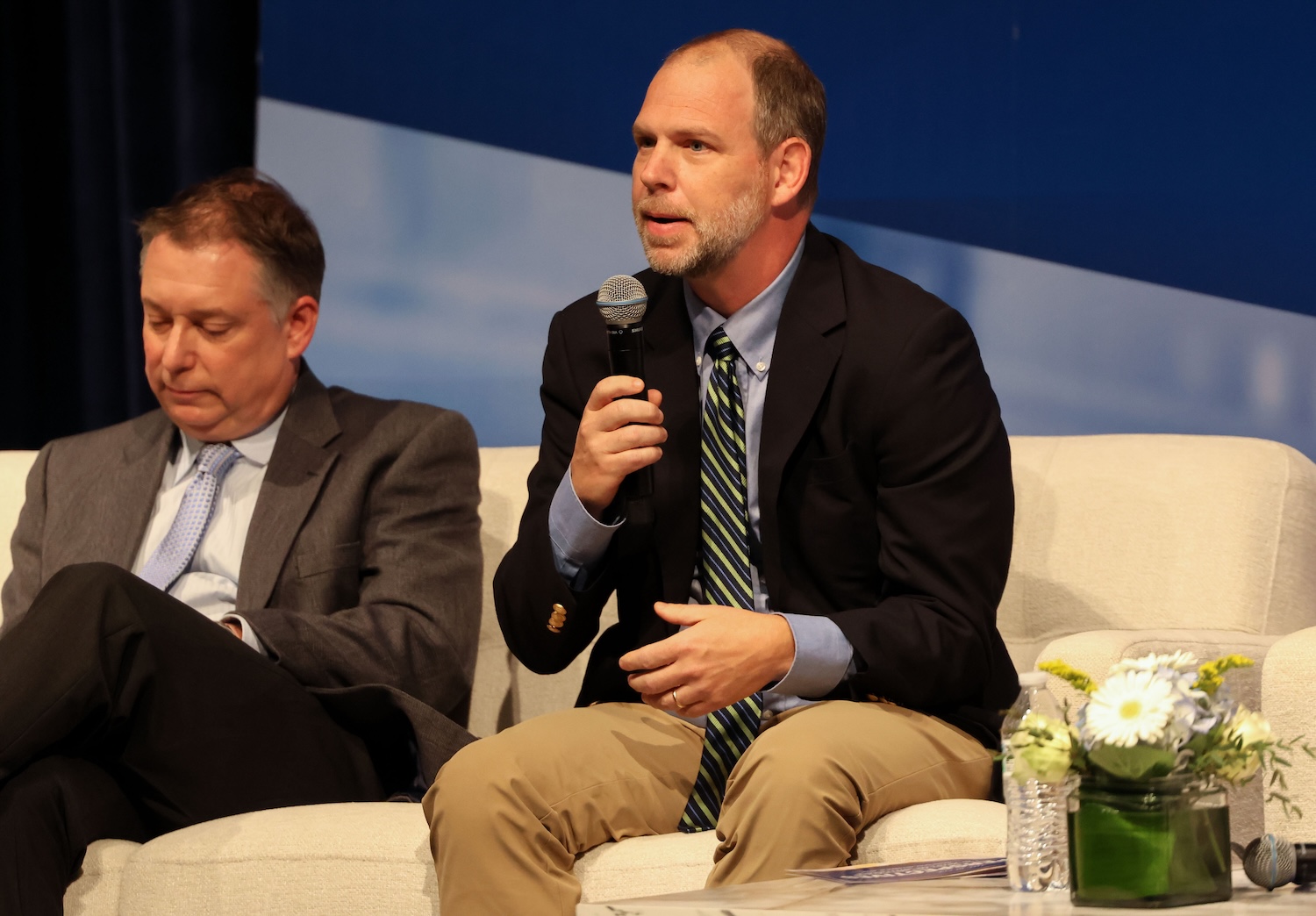 Perspectives – The Blade